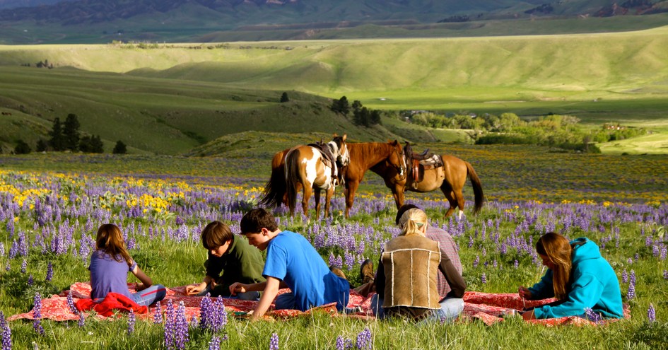 HF Bar Ranch in Saddlestring, WY - Lodge & Ranch Deals
