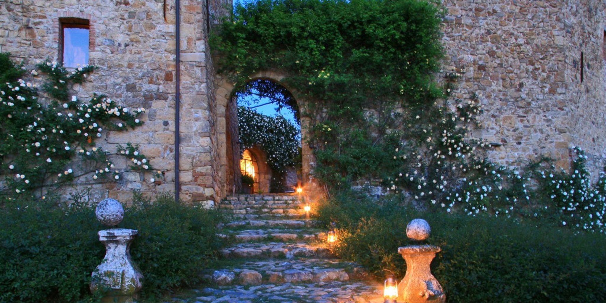 Castello Di Vicarello in Cinigiano, Italy - Villa & Estate Deals