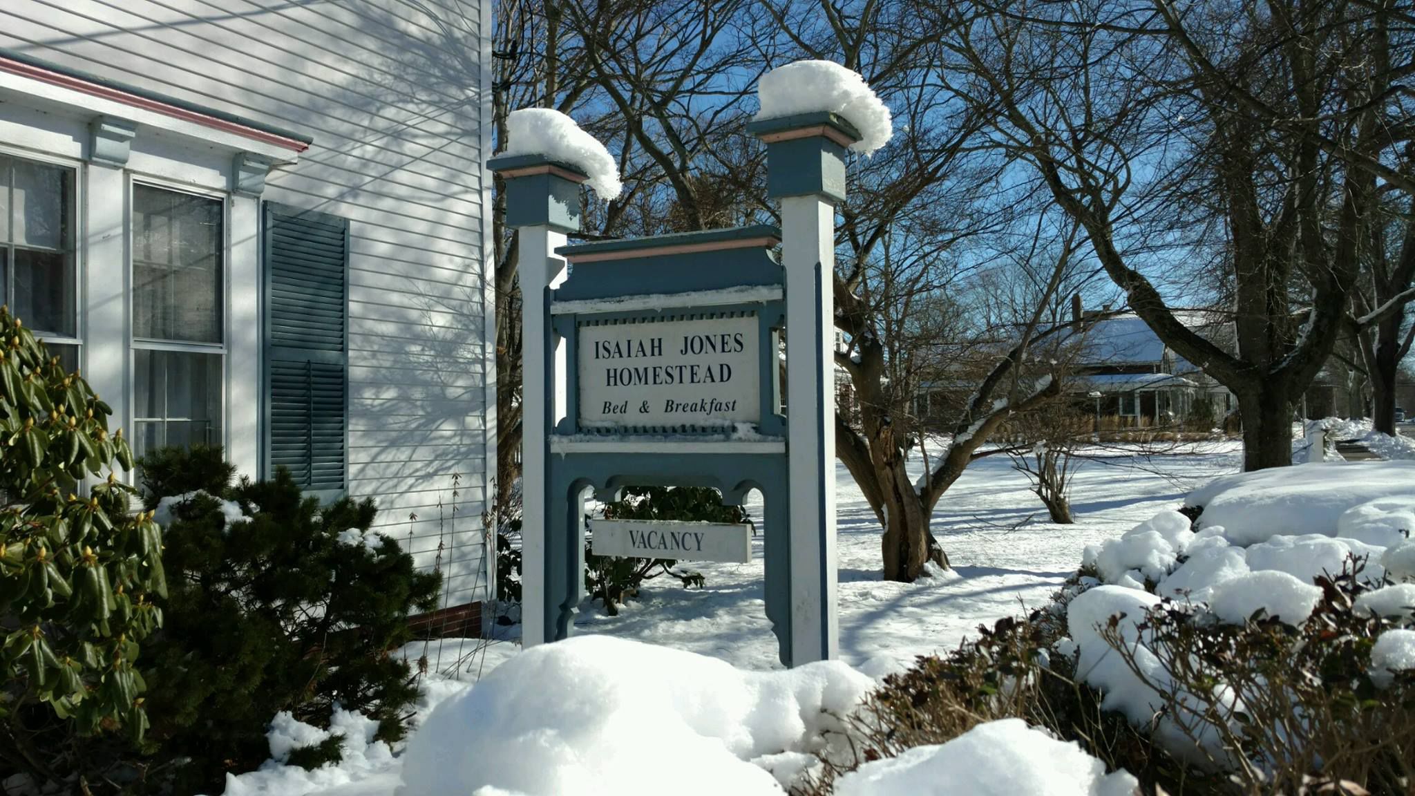 Isaiah Jones Homestead Bed & Breakfast in Sandwich, Massachusetts