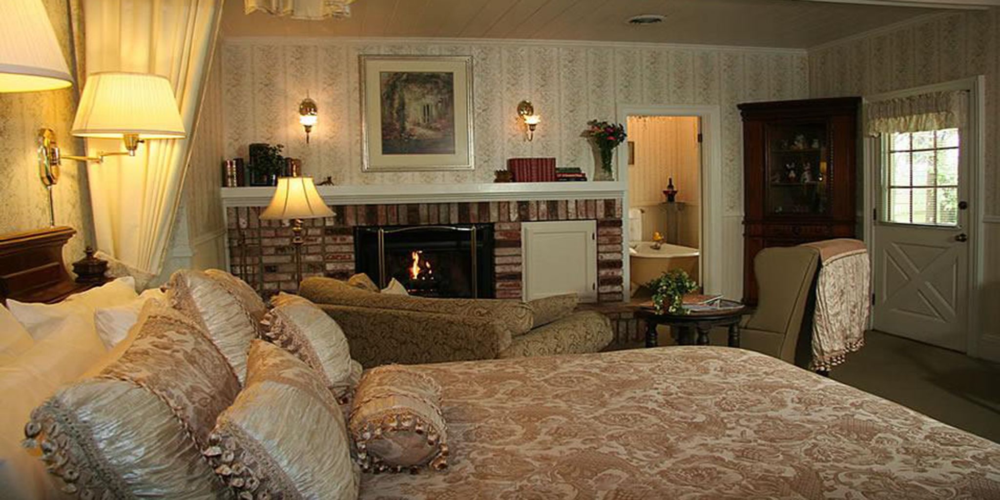 The Foxes Inn in Sutter Creek, California - Inn Deals